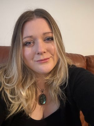 Angela Powis - One Night Stand Music and Management